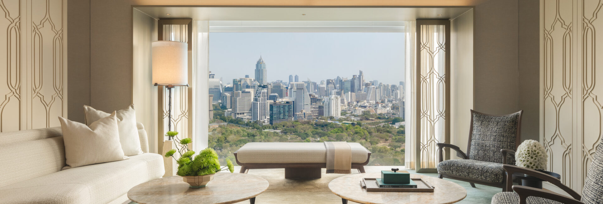 Dusit Thani Bangkok - One Luxury